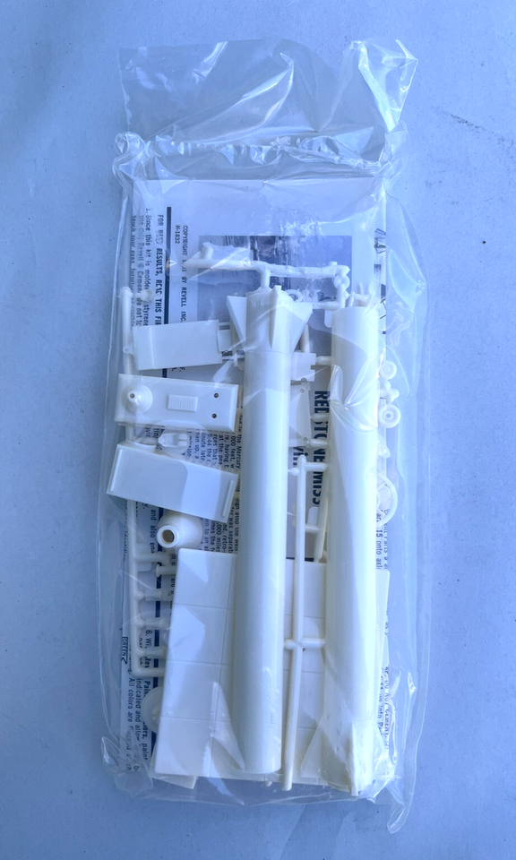 Vintage Revell Redstone Booster Mercury Capsule Model Kit 1961 NEW H ...