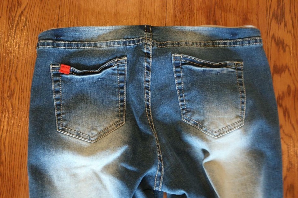 WOMENS BBA DARK DENIM JEANS W/LOVED PEACE SIGN - SZ 26* | eBay