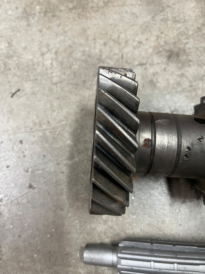 GM Muncie 4 SPD M20 Input & Cluster gear dirt track | eBay