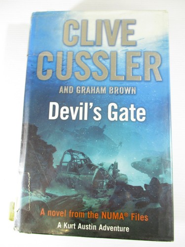 Devil's Gate by Clive Cussler Novel Hardback Dust Cover 2011 Penguin Books 9780718156459 | eBay ...