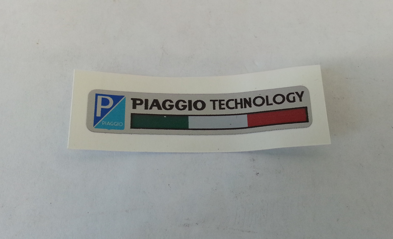 Étiquette PIAGGIO TECHNOLOGY Longue 52x11mm Adhésive | eBay