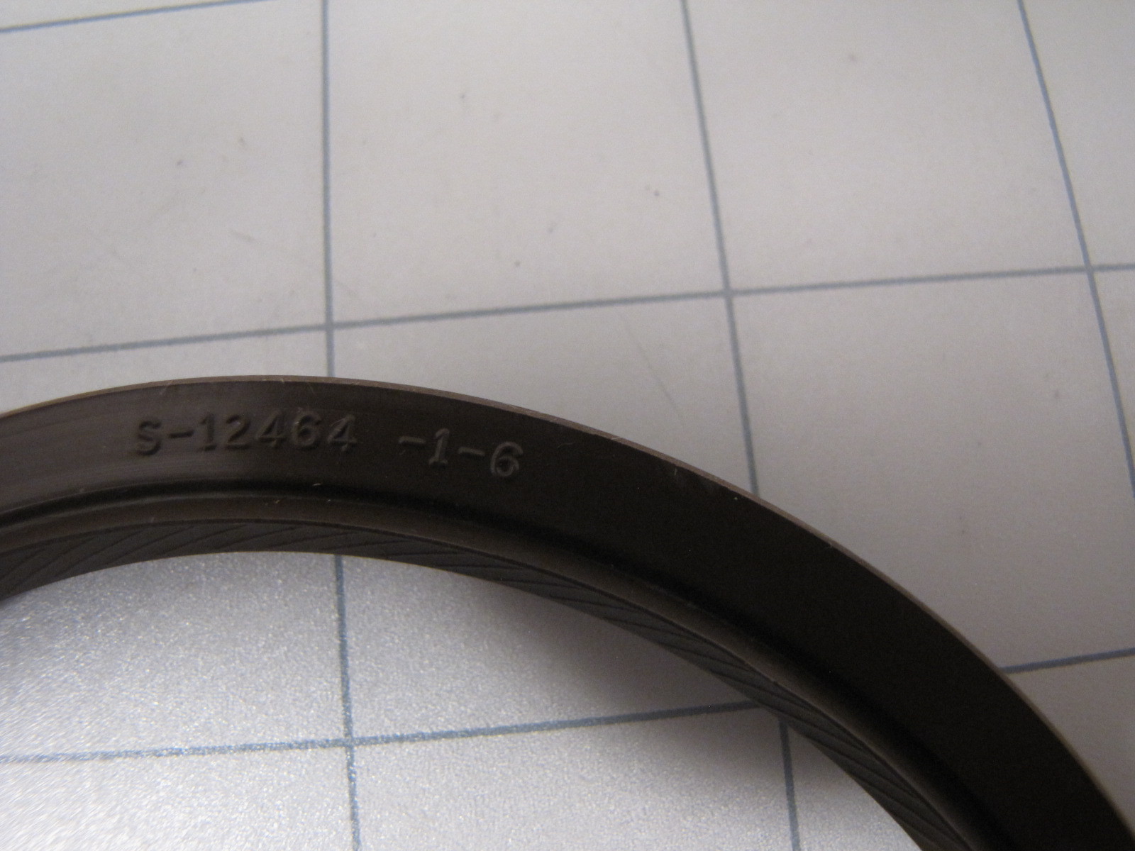National 3909 / S-12464 Crankshaft Oil Seal NEW | eBay