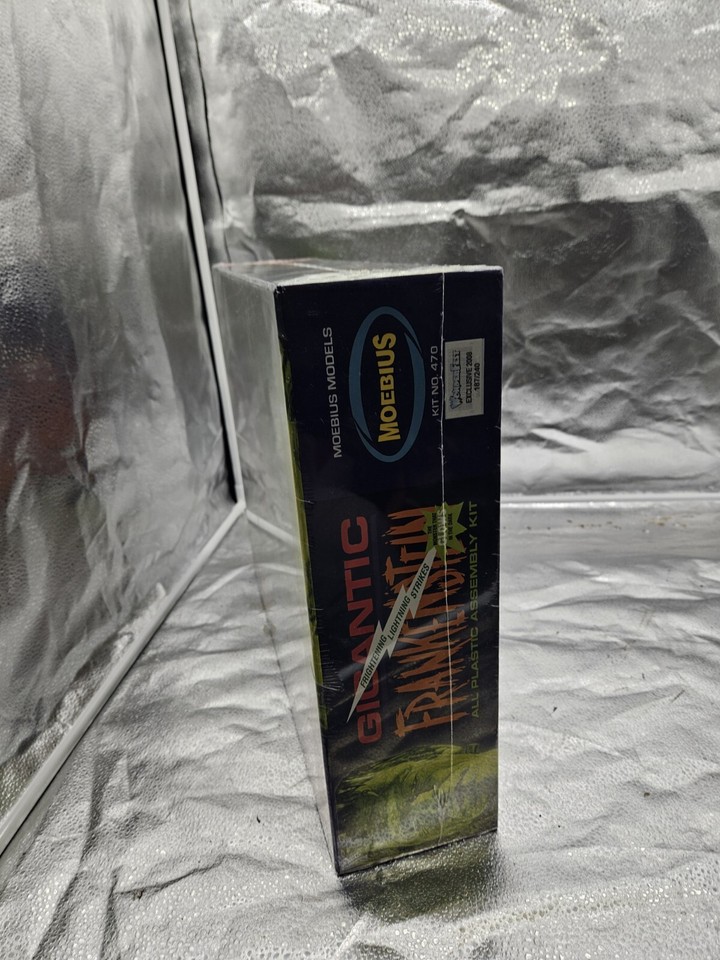 Moebius 470 Universal Monsters 2' Gigantic Frankenstein Plastic Model ...