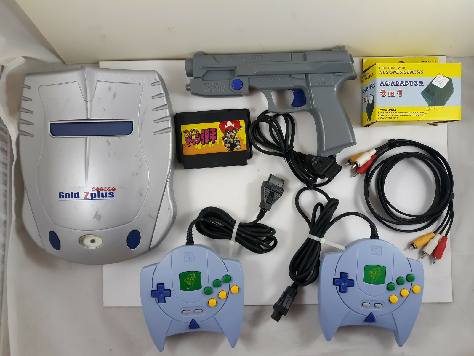 Famicom Gold Z Plus (Korean Nintendo Clone) lightgun 2000 Dreamcast-ish ...