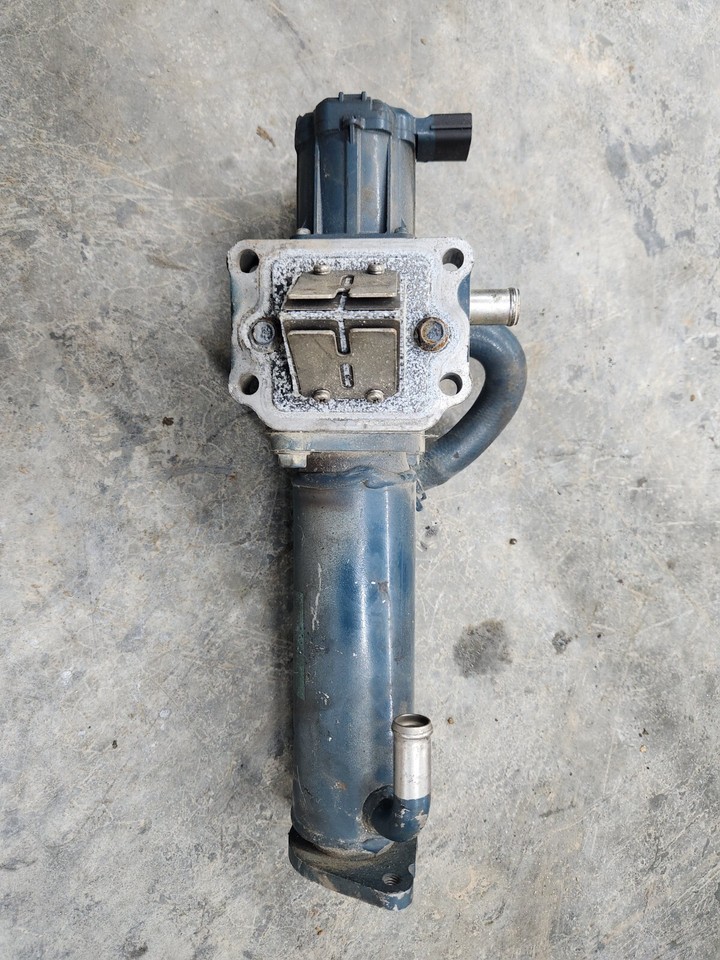 Kubota V3307 EGR Valve | eBay