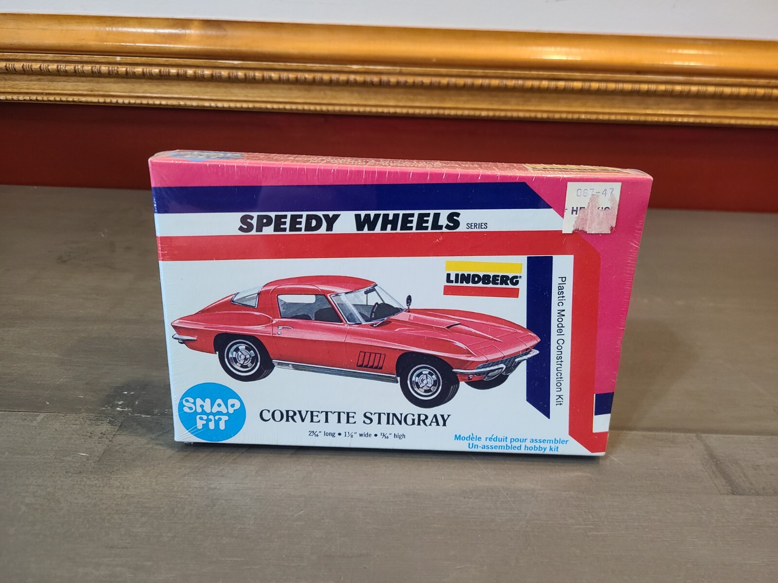 Lindberg Snap Fit Speedy Wheels Corvette Stingray Model Kit #1034 ...