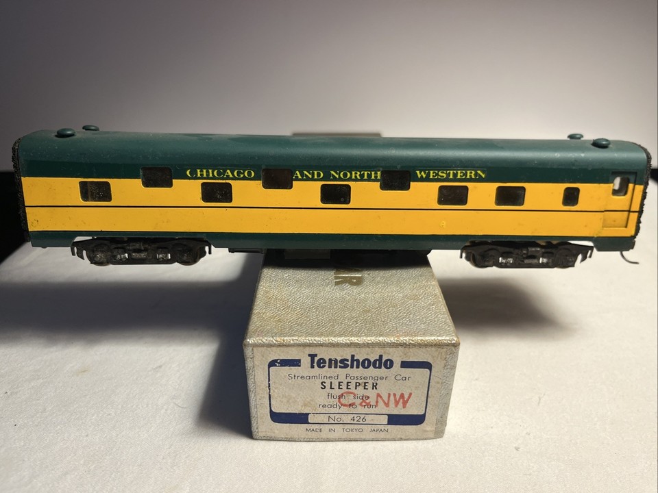 HO Scale Tenshodo Brass CNW Streamlined Sleeper Passenger Car | eBay