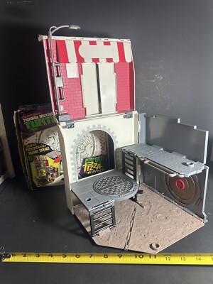 Teenage Mutant Ninja Turtles TMNT Anchovy Alley Pop Up Pizza Box ...