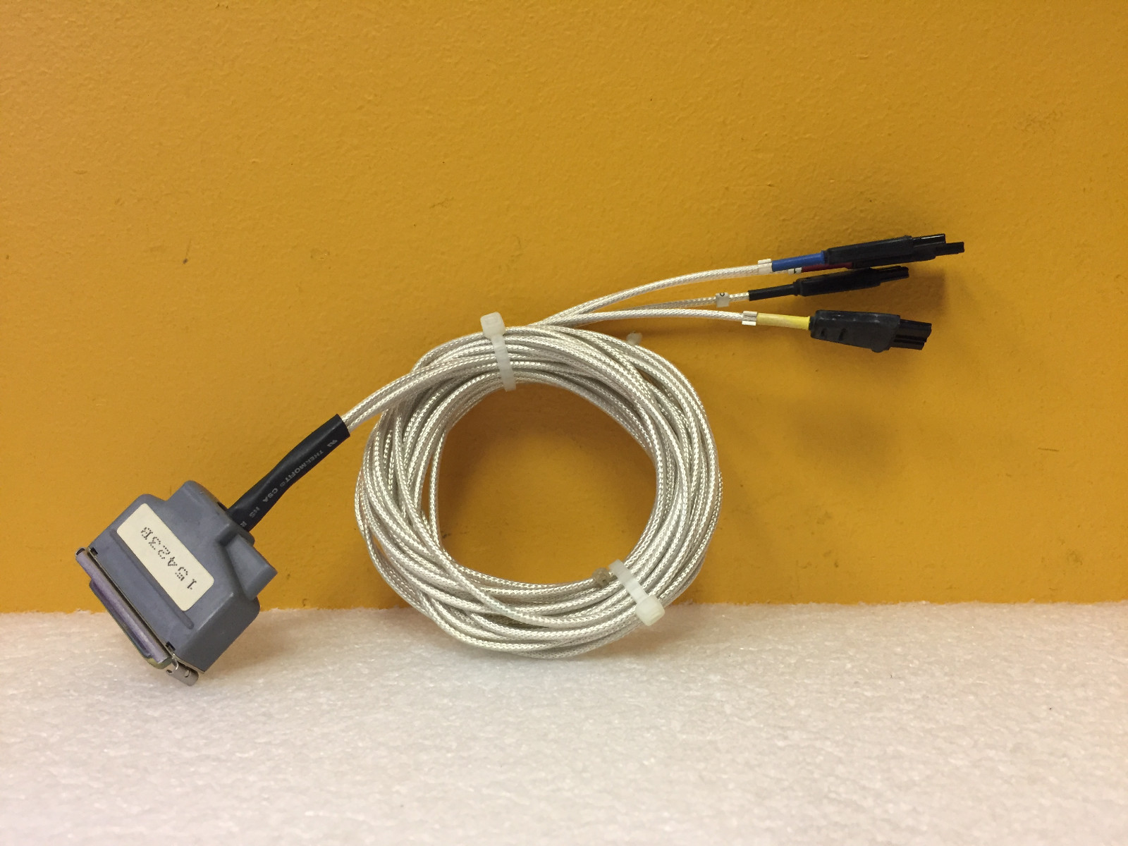HP / Agilent 15423B 2.4 Meter Length, Data Cable Assembly. For 8180A/B ...