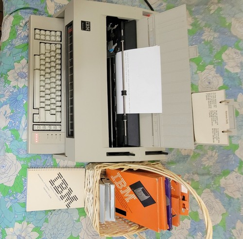 IBM Wheelwrite 5 Electric Typewriter with extra printwheels and ribbons ...
