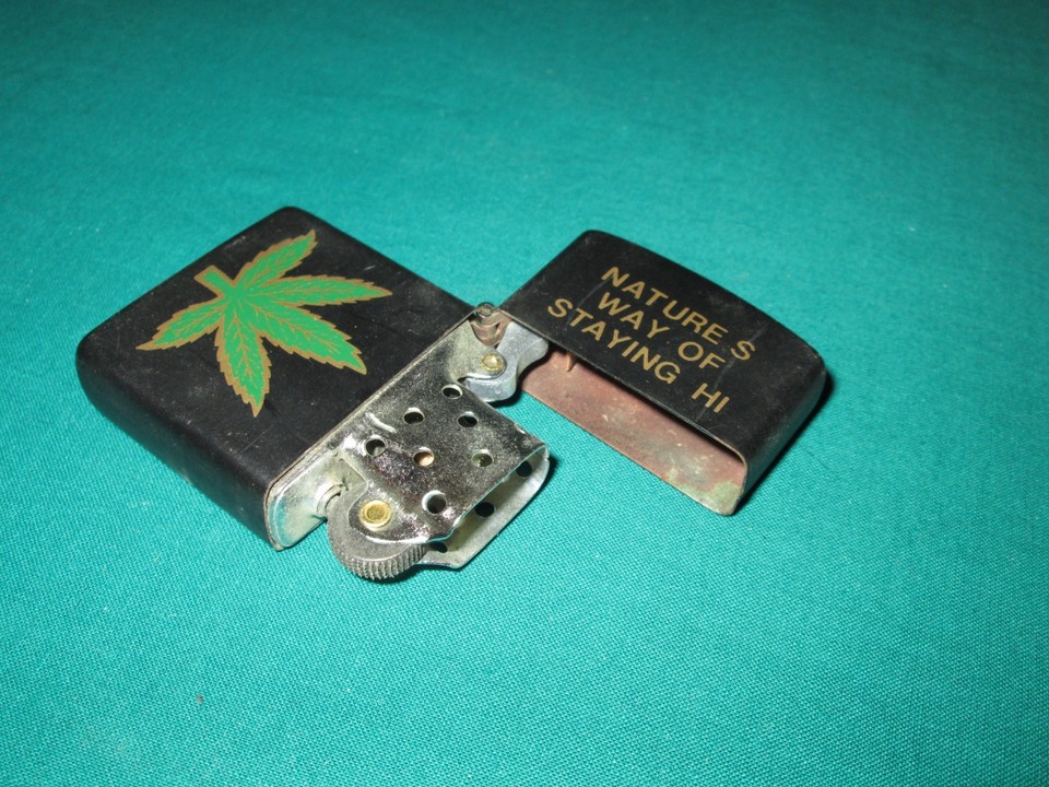 Vtg NOS Display 8 Flip Black Metal Lighter Marijuana Nature's Way of ...