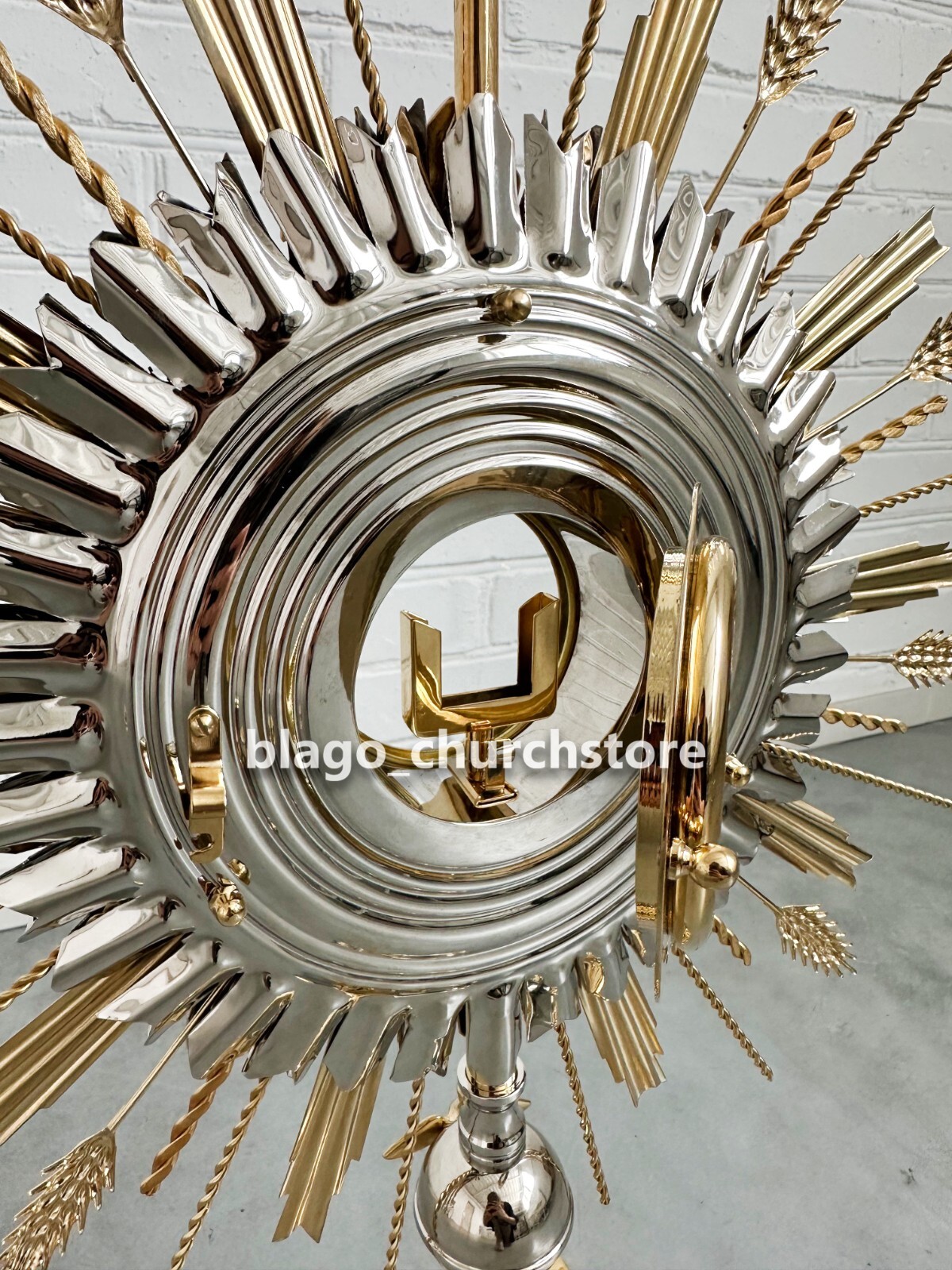 Brass Monstrance Reliquary for Catholic Church Altar with Luna and ...