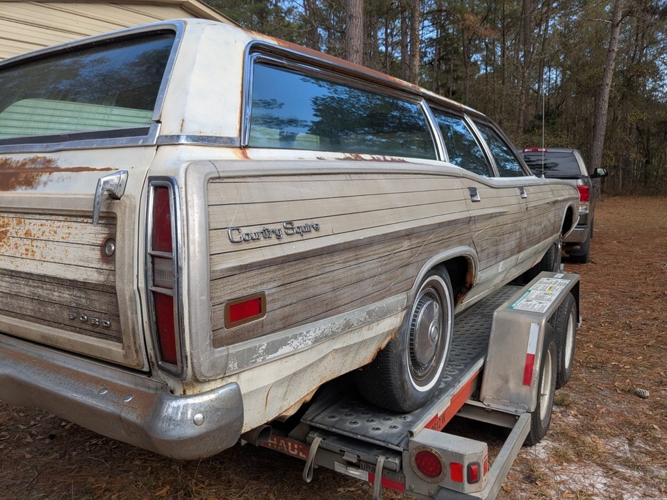 1971 Ford 429 engine, D0VE C heads , C6 trans, 9" rear end, LTD runs ...