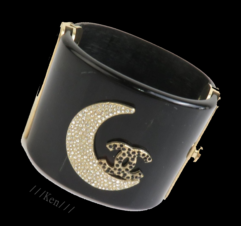 CHANEL Bracelet Wide Bangle Logo AUTH Coco Mark Metal Wood CHANEL Bracelet Wide Bangle Logo AUTH Coco Mark Metal Wood