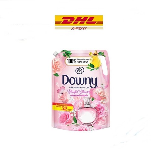 Downy special concentrated fabric softener The aroma of blooming ...