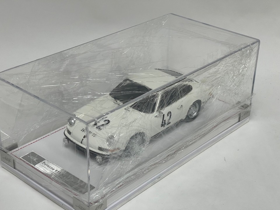 1/18 Ivy Models Porsche 911 S from 1967 24 Hours of LeMans Car #42 ...