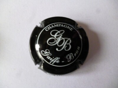 capsule de champagne, GAIFFE BRUN, noir et blanc, initiales au centre ...