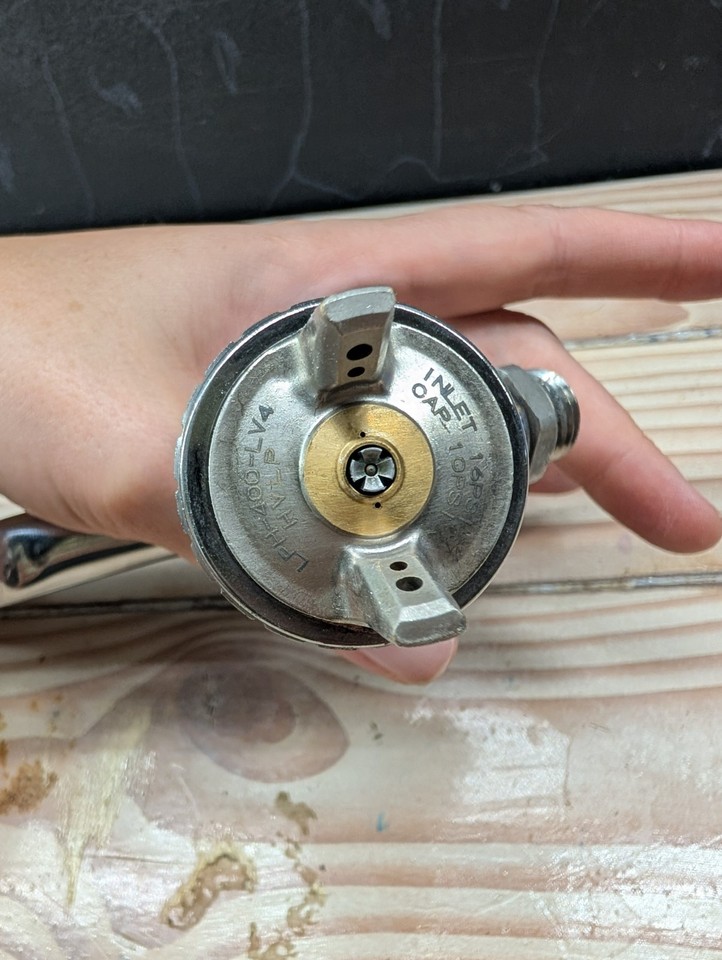 ANEST IWATA Japan LPH-400-LV4 HVLP Gravity Feed Spray Gun Paint Sprayer ...