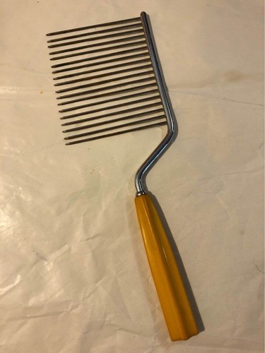 Vintage Angel Food Cake Breaker Slicer Cutter w/ Butterscotch Bakelite ...