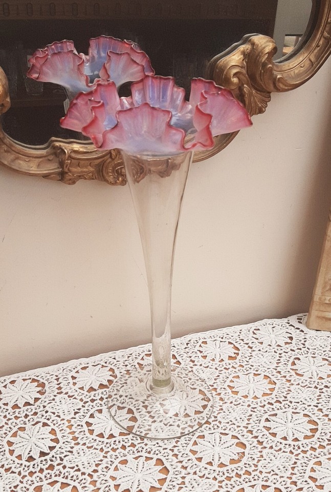 Elegant Cranberry Vaseline Glass Long Stem Frilled Fluted Vase ...