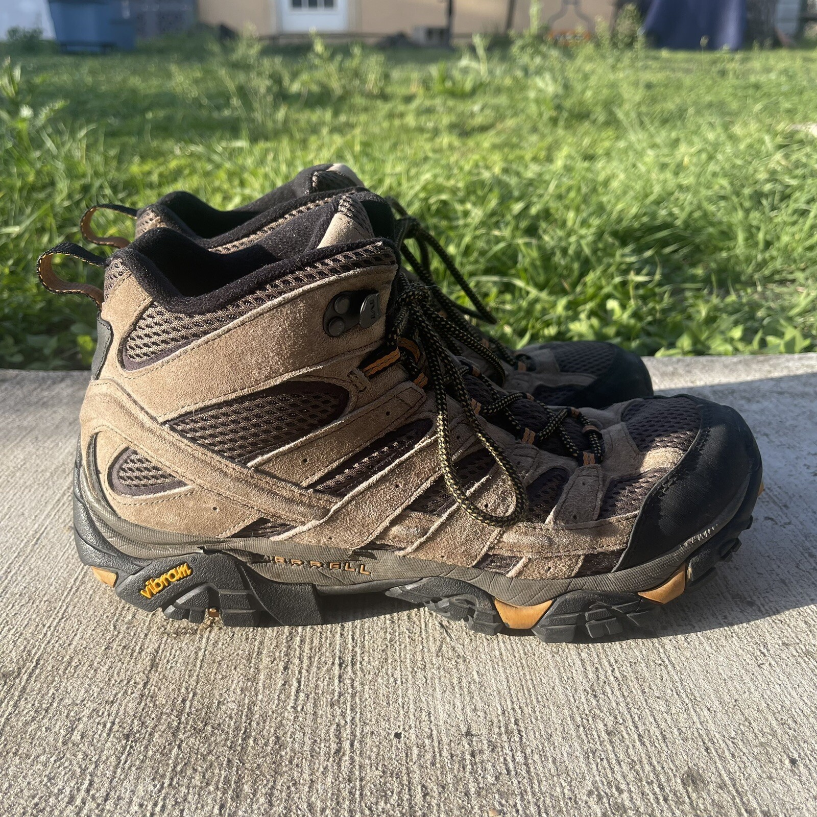 Merrell Vibram Continuum Walnut Mens Hiking Shoes Vibram sole size 9.5 ...