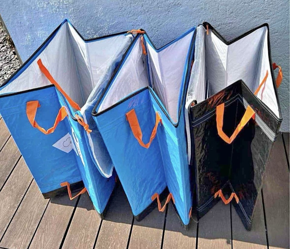 Amazon Delivery Bags Assorted Colors, Large Folding Courier Parcels ...