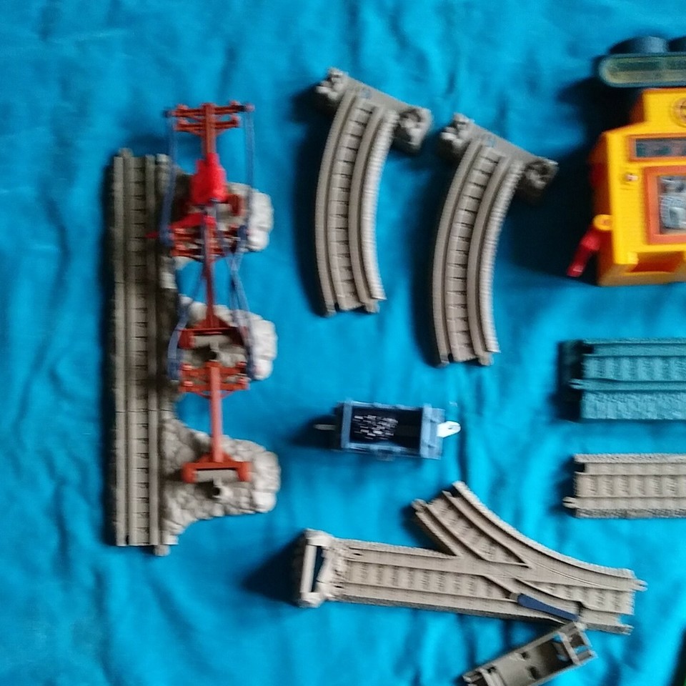 Thomas & Friends Trackmaster Sodor Electric Company Line Collapse Track ...