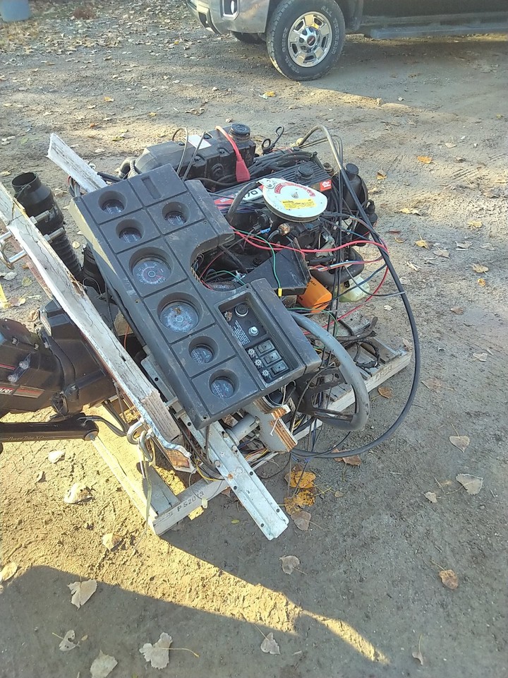 Mercruiser 470 ENGINE OUTDRIVE TRANSOM ASSEMBLY GUAGES STEERING 170 HP ...