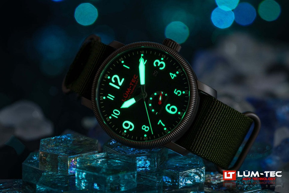 Lum-Tec Watch Super Combat B2 w/ Power Reserve Handwind Titanium Case ...