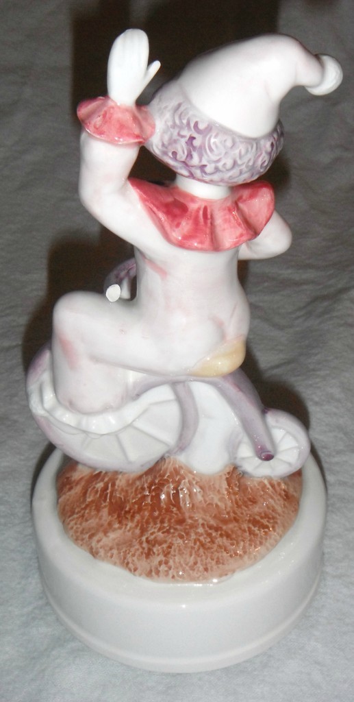 MANN CLOWN MUSIC BOX | eBay