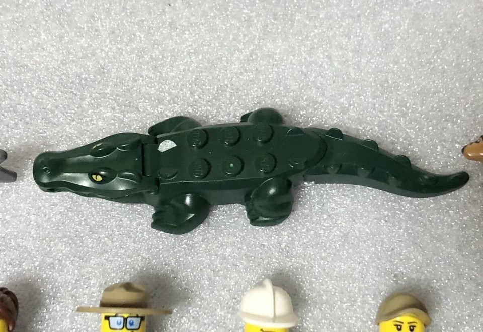 LEGO Animal Minifigure Set with Crocodile Shark and More Animal ...