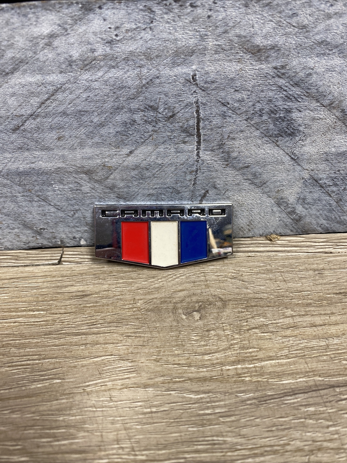 2018-2022 Camaro Drivers Side Front Fender Emblem GM OEM 84233235 ...