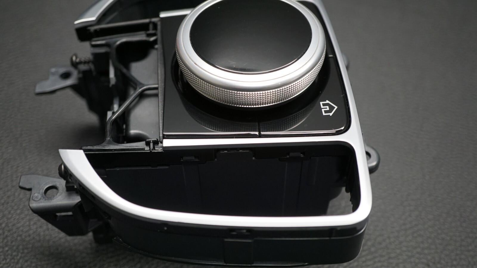 OEM MERCEDES BENZ W213 S213 W238 C238 W257 C257 TOUCHPAD CONTROLLER ...