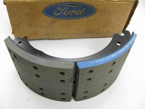(1) NEW GENUINE OEM Ford E9HZ-2218-C Heavy Duty Truck 16.5x7" Rear ...