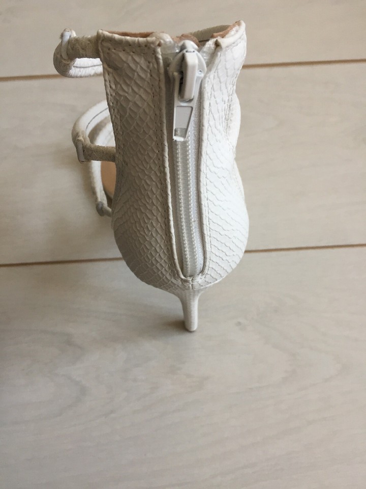 Missguided Barely There Four Strap White Heel Sandal 7 Party Croc 40 ...