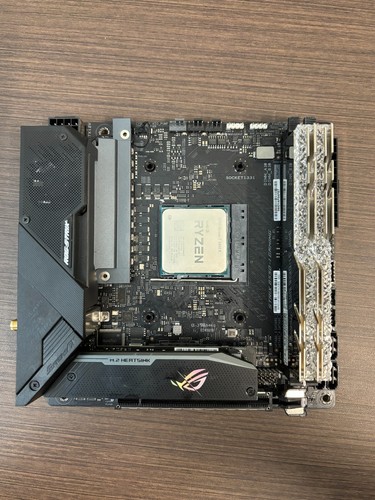 Ryzen 7 5800x, ASUS ROG STRIX B550I, TridentZ Royal 4000 MHz, 1 TB NVMe ...