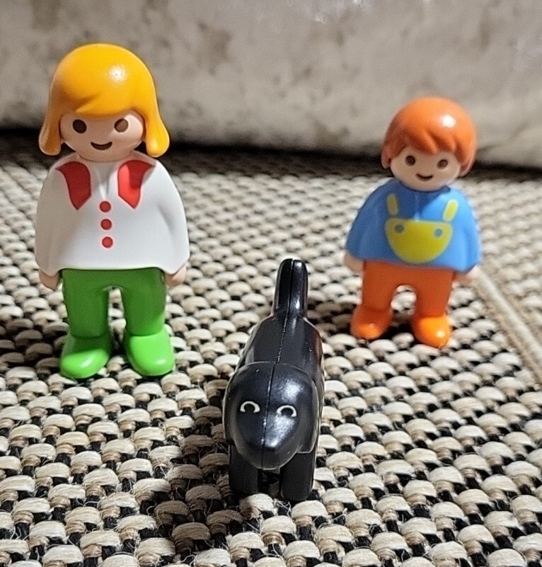 Playmobil 123:Zoo Set (6742) + 2 Extra People & a dog. Great Christmas ...