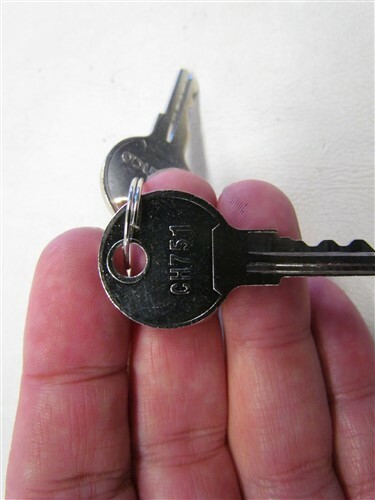 SOUTHCO MOBELLA PAIR (2) LATCH KEY CH751 MARINE BOAT | eBay