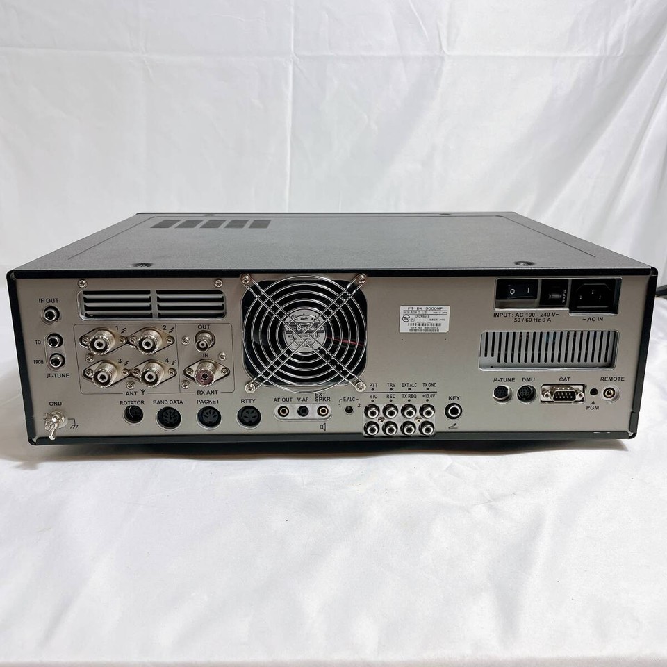 Yaesu FTDX5000MP Limited HF/50MHz 200W SM-5000 All Mode Transceiver ...