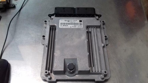 2017 JAGUAR XE MK1 (X760) 2.0 PETROL TURBO 8 Sp AUTO Engine ECU HX73 ...