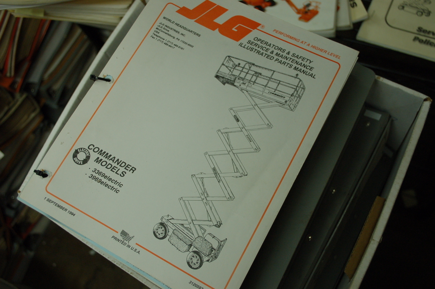 JLG 3369 3969 Electric Scissor Man Lift Parts Service Maintenance Owner ...