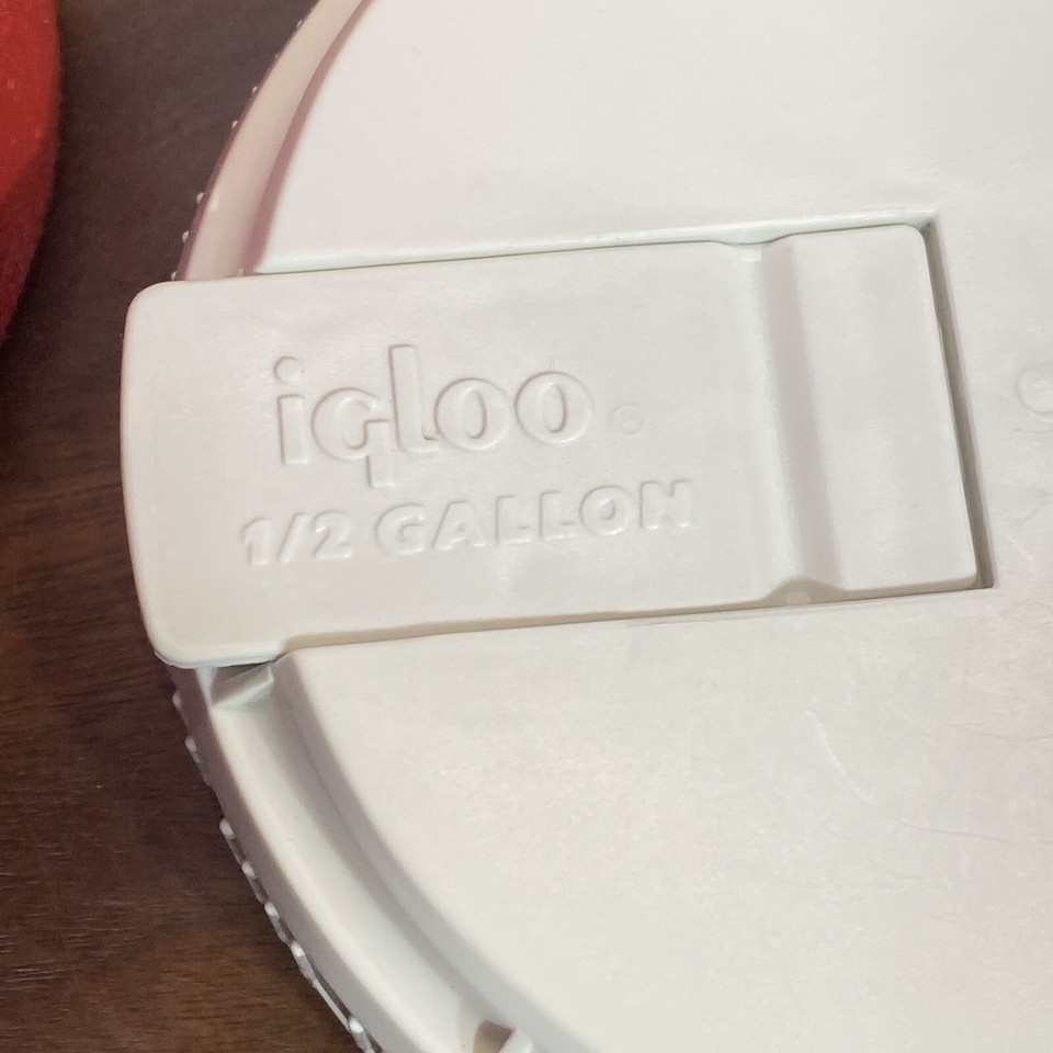 Pizza Hut Relief Pitcher Vintage 80's Igloo 1/2 Gallon Red Drink Cooler ...