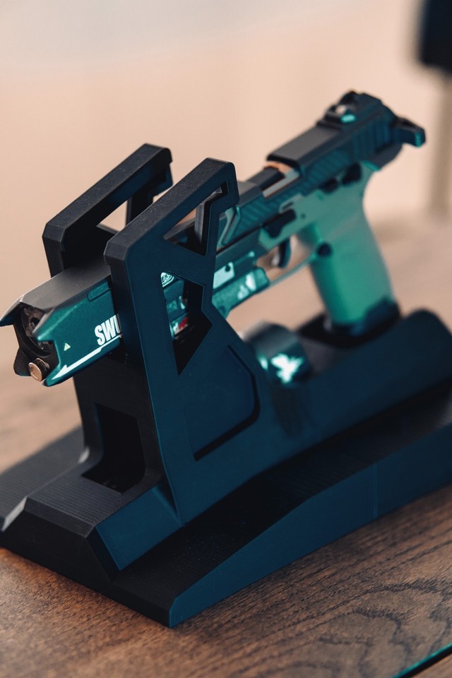 Titanfall Smart Pistol & Electric Gauntlet Cosplay Prop Set | LED ...