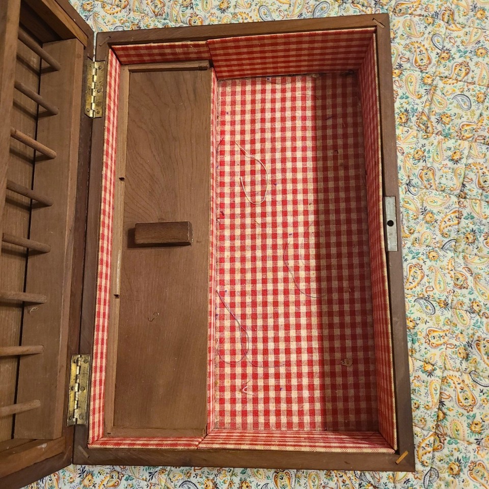 VTG Handcrafted Wood sewing box spool spindles, pincushion, inner box ...