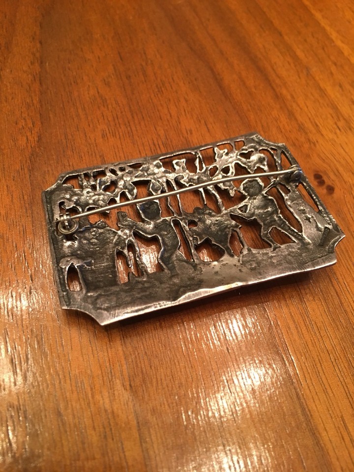 Vintage Sterling Silver Brooch Pin Wine Grapes Vineyard Winery Workers ...