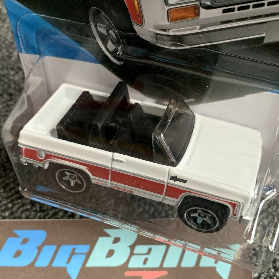 Hot Wheels 75 Chevy Blazer Custom White #115 Mainline 2025 Case L (In ...