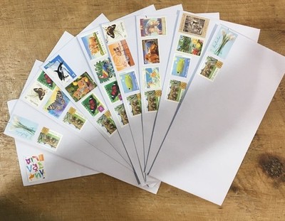 40 x Australian DL Prestamped Envelopes Inc Concession Stamps FV $68 ...