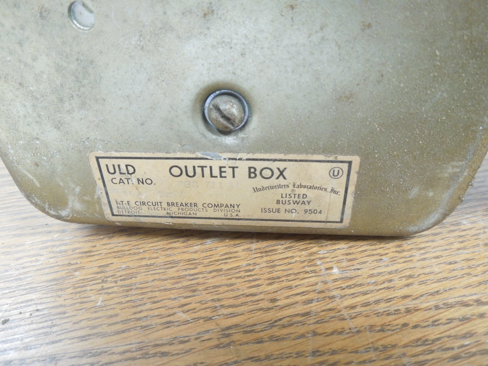 ITE PBG7113T ULD Outlet Box 15A 125V 2P 3W w/ Ground Fusible Disconnect ...