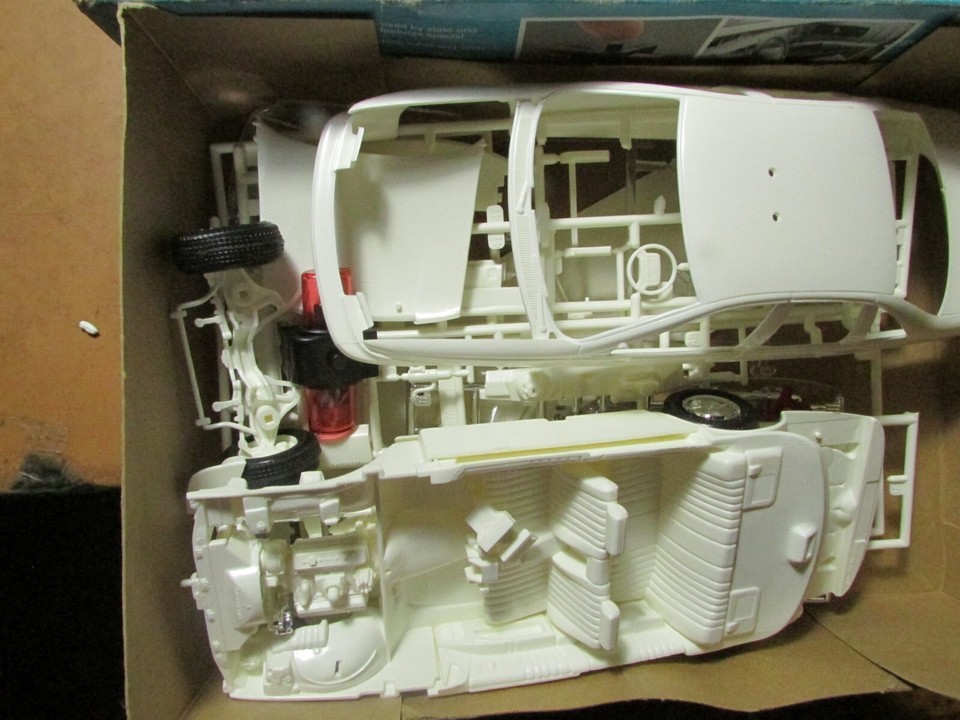 Revell SnapTite Chevy Caprice Police Car #6293 Snap Electronics NEVER ...