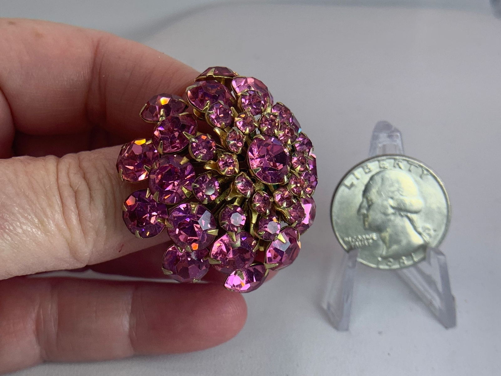 Flower Domes Fuchsia Rhinestone Vintage Gold Brooch P… - Gem